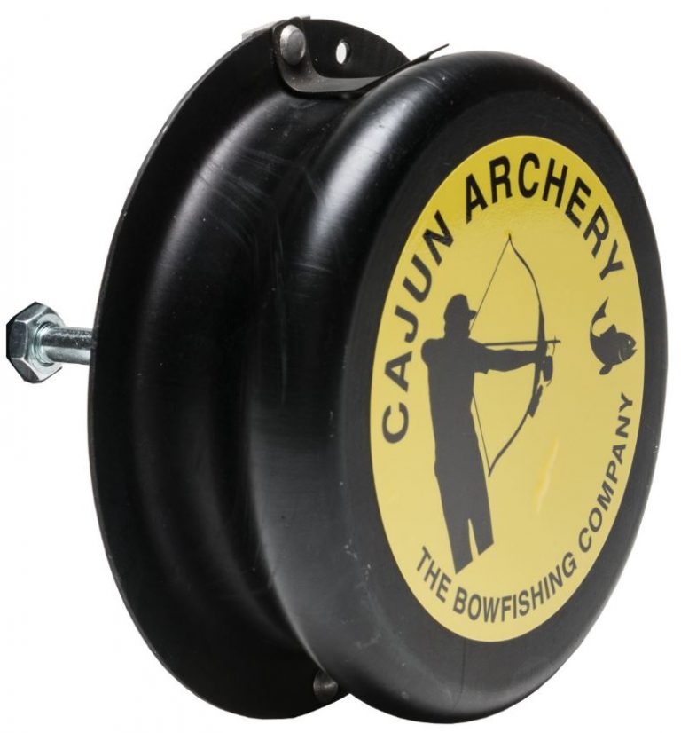 Bowfishing with a Traditional Bow – The ‘Must Have’ Gear