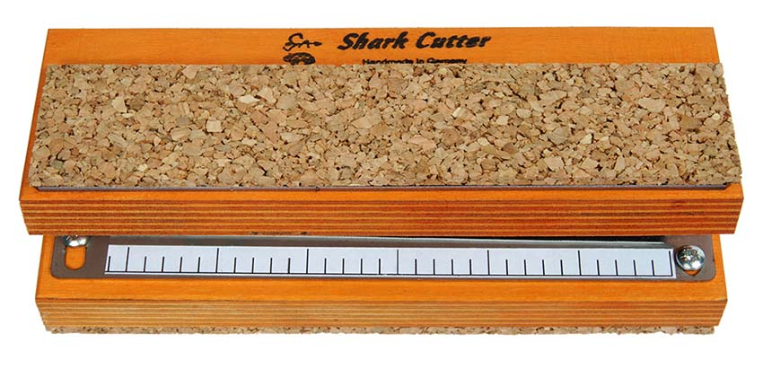 Shark Fletching Cutter